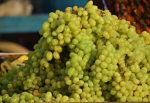 Why Spaniards Eat 12 Grapes at New Year - The Making of Madrid