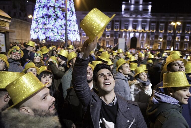 Why Spaniards Eat 12 Grapes at New Year - The Making of Madrid